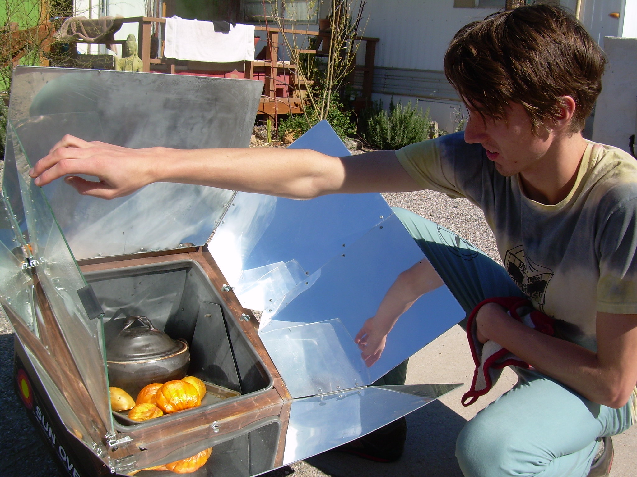 Off-grid Cooking: Solar Oven Delights With Home-grown Ingredients ...